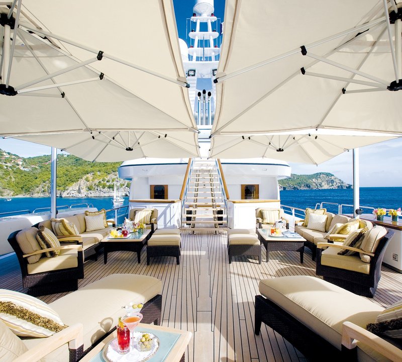 Yacht UTOPIA, Feadship | CHARTERWORLD Luxury Superyacht Charters